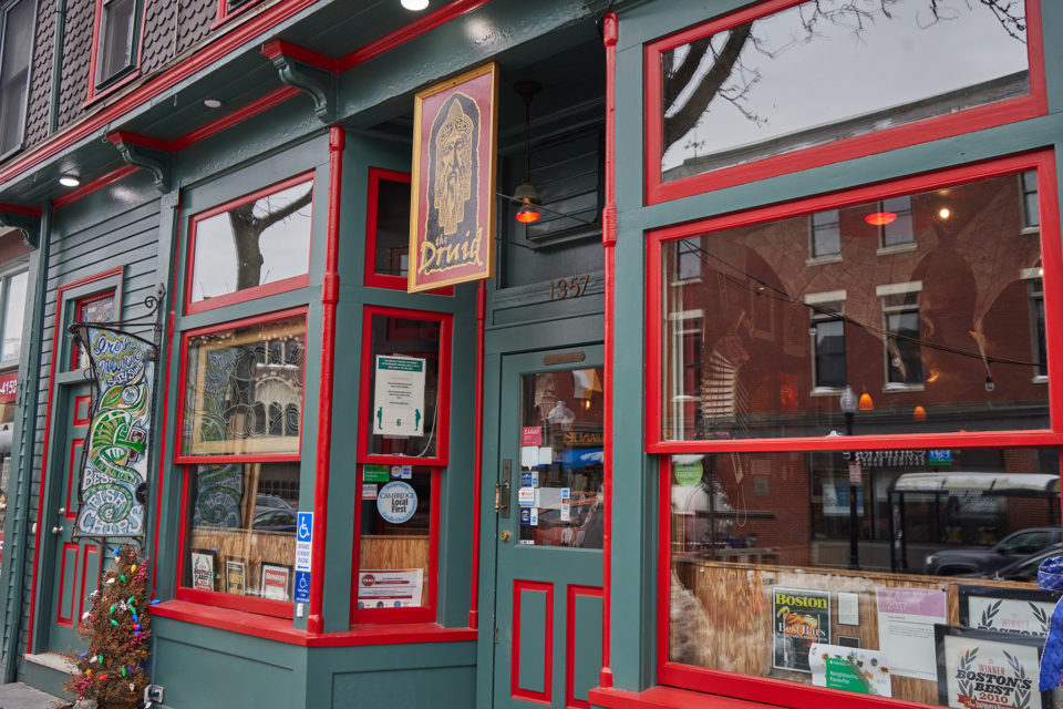 The Best Irish Pubs In Boston · The Food Lens