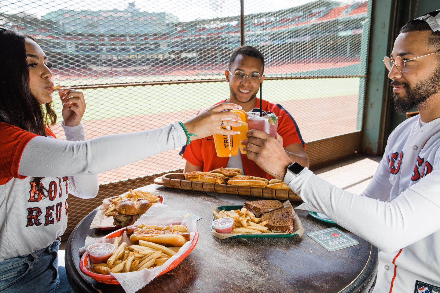 Where to Find the Best Sports Bars in Boston · The Food Lens