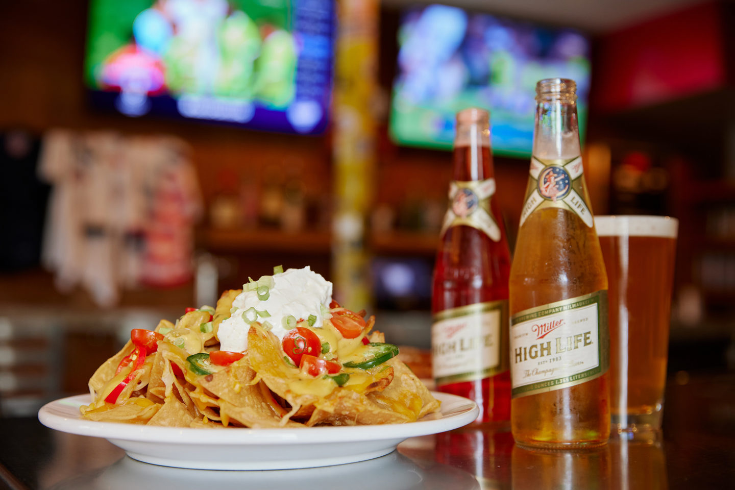 Where to Find the Best Sports Bars in Boston · The Food Lens