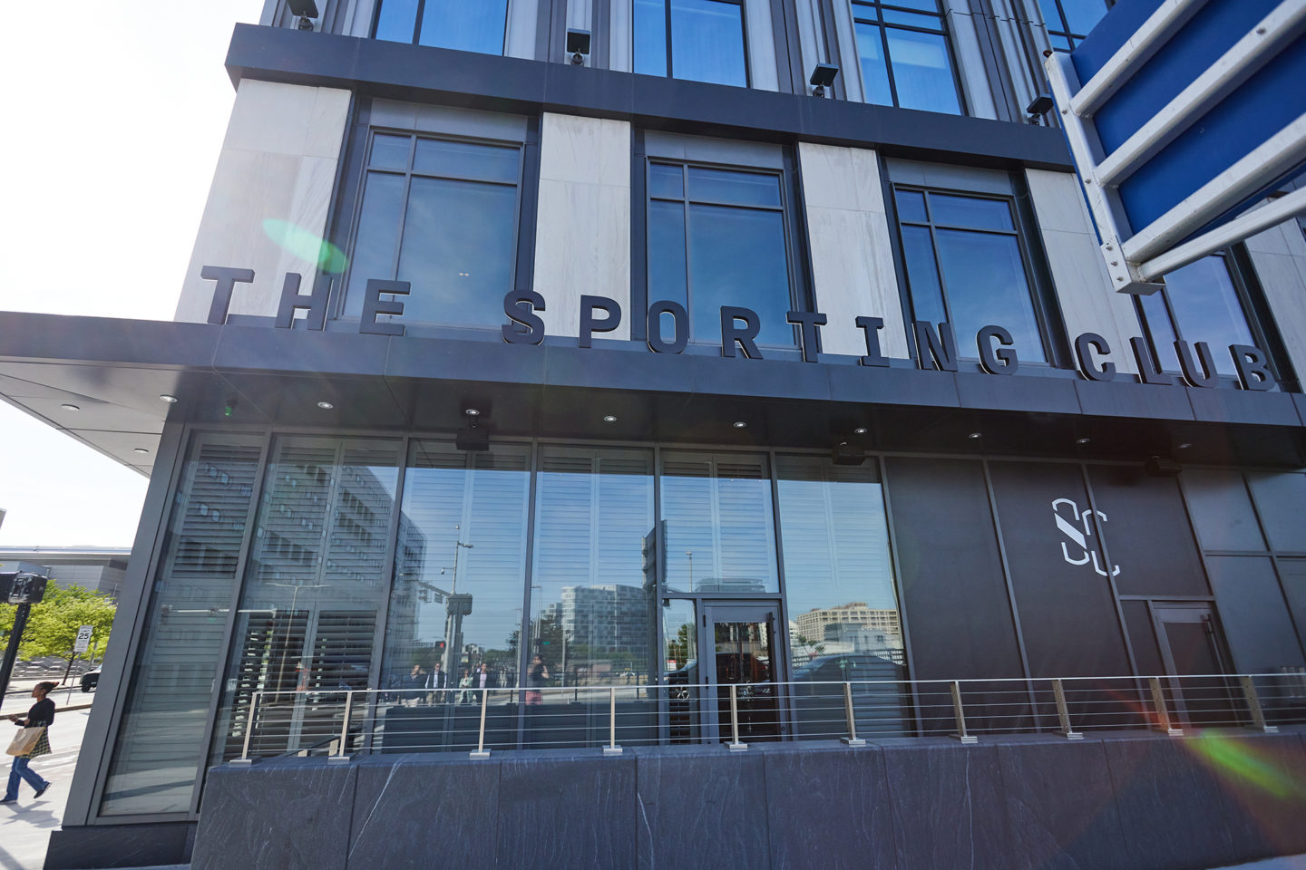 Where to Find the Best Sports Bars in Boston · The Food Lens